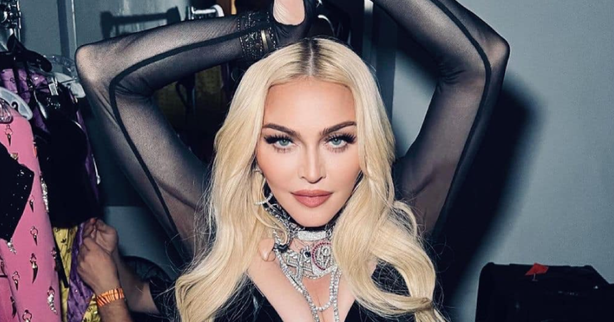 Madonna ismét ledobta az atombombát: Félmeztelen fotókkal sokkolja az ...