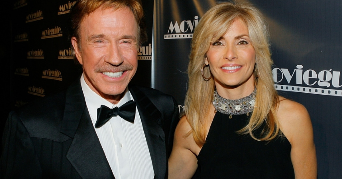 Chuck Norris 23 évvel fiatalabb felesége hihetetlenül gyönyörű nő: a ...