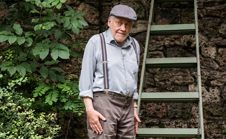 80 éves lett Koltai Róbert: rég nem látott fotókon az imádott színészóriás